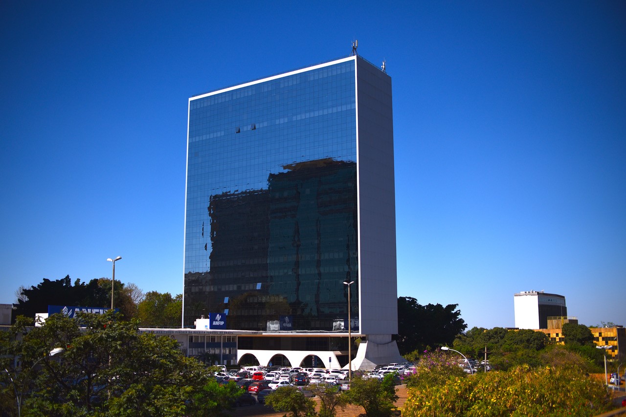 CNN escolhe sede em Brasília